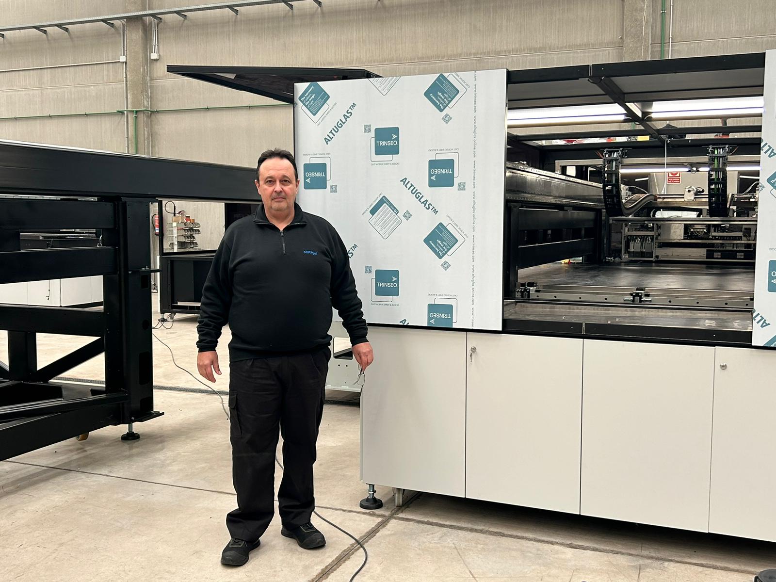 Hello José Luis, thank you for granting this interview. First of all, how would you define ...